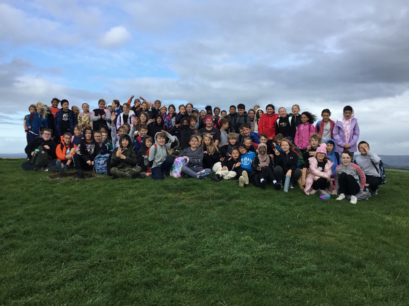 Holymead Primary School - Year 6 2023-2024